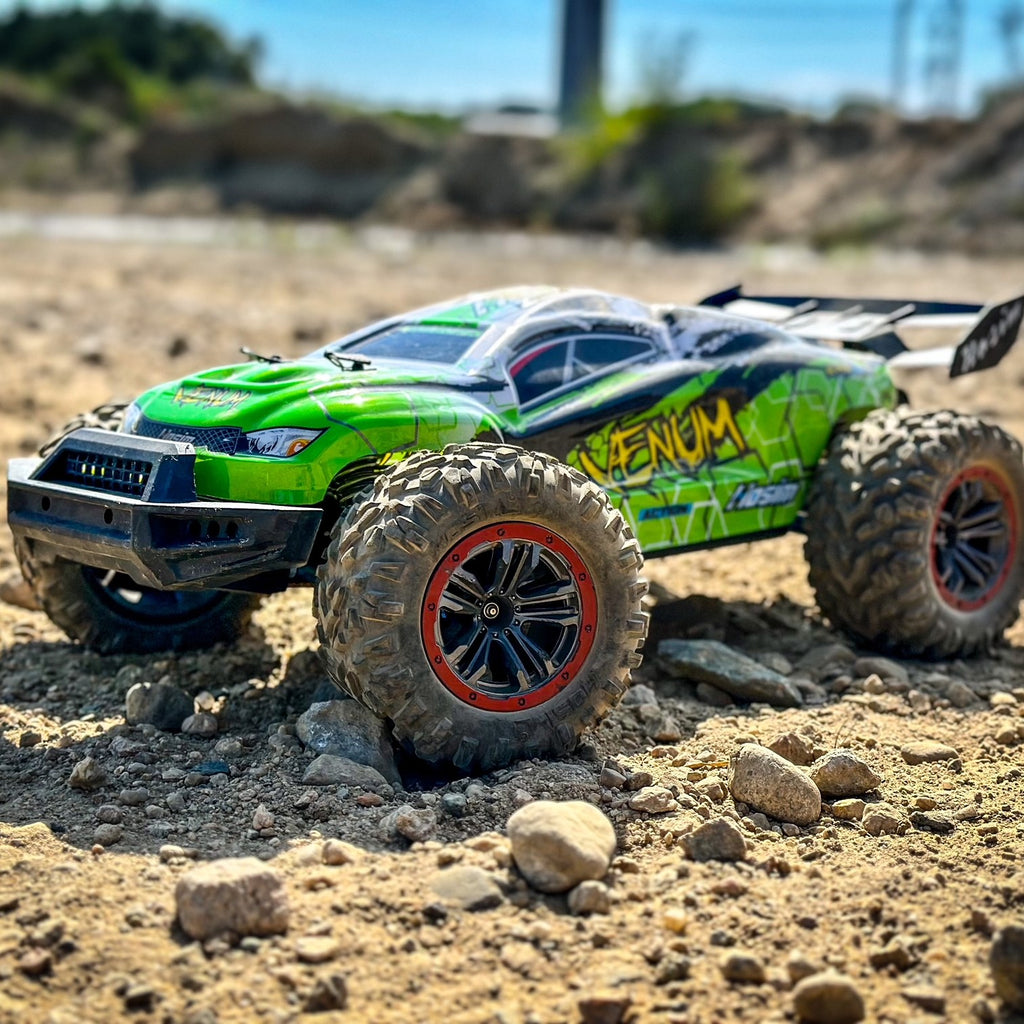 X-17 Hosim first 1:8 scale rc car review - RC Cars